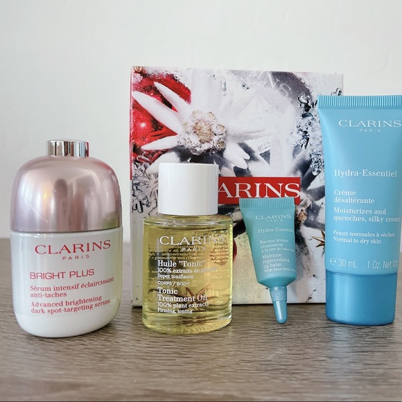 Skincare | Clarins Brighten Hydrate Set | Poshmark